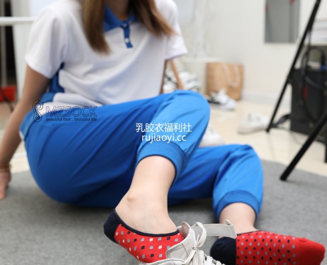 [MZSOCK爱美足] No.013 多多 [219P2.64GB]-美图喵